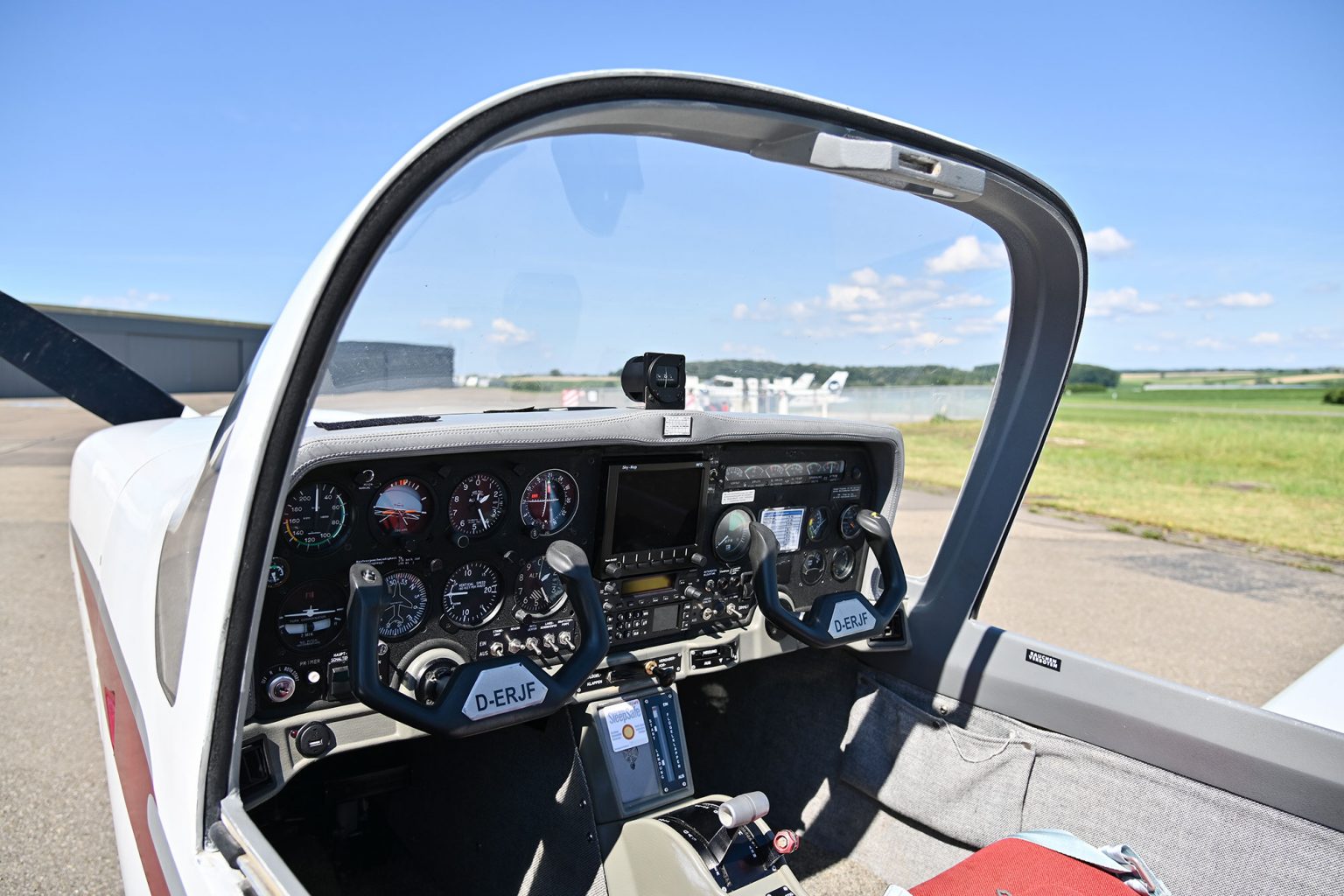 Unsere Flugzeuge im Detail – Flugschule Heubach